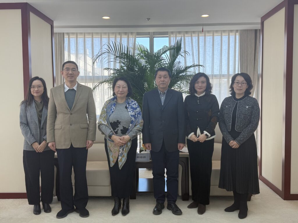 Secretary-General Prof. Teresa CHENG Yeuk-wah SC Meets with CIETAC ...